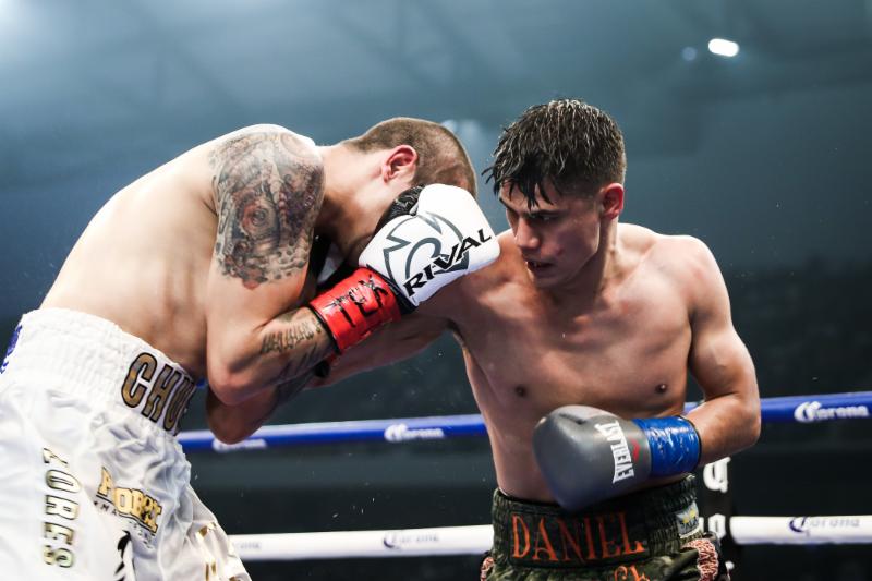 ROMAN CRUISES TO VICTORY IN HIS SECOND WBA TITLE DEFENCE – TOPCLASSBOXING