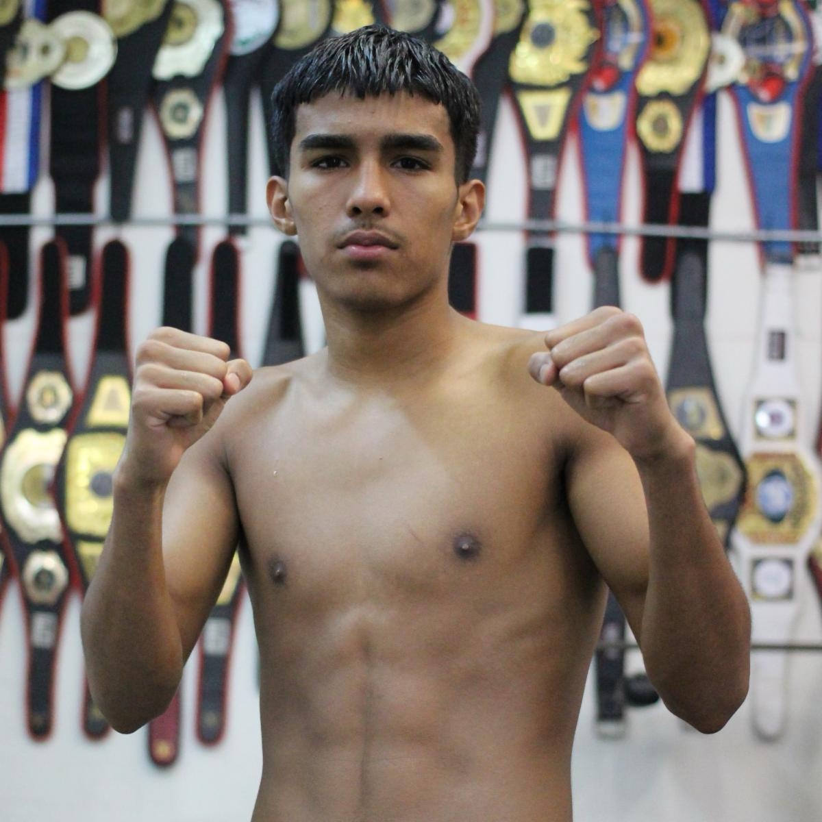 BARRIENTES TWINS CHAVEZ AND ANGEL SIGN PROMOTIONAL AGREEMENT WITH ...