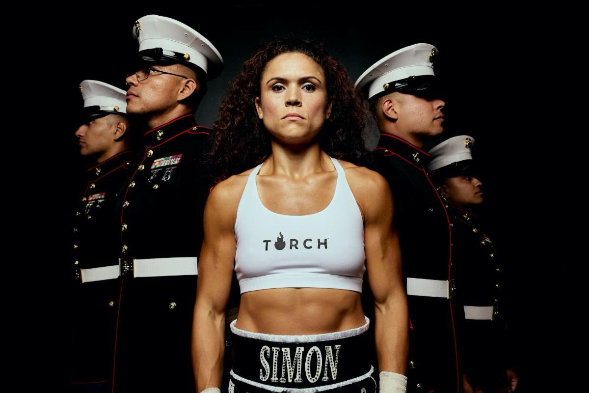 AMATEUR STANDOUT STEPHANIE SIMON SIGNS WITH SPLIT-T BOXING MANAGEMENT ...