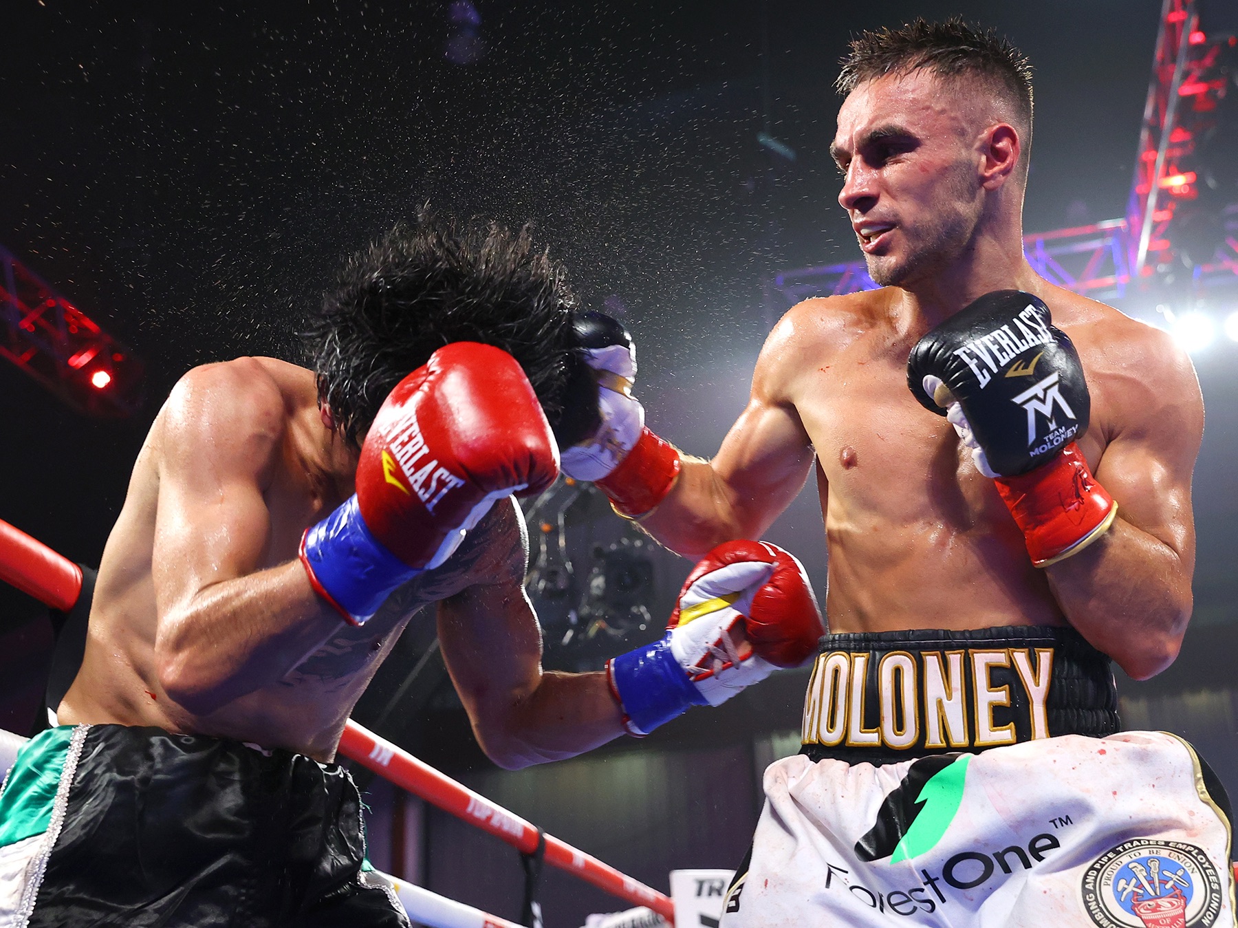 PUSH TO SECURE AUSSIE ANDREW MOLONEY’S HOMETOWN WORLD TITLE SHOT – TOPCLASSBOXING